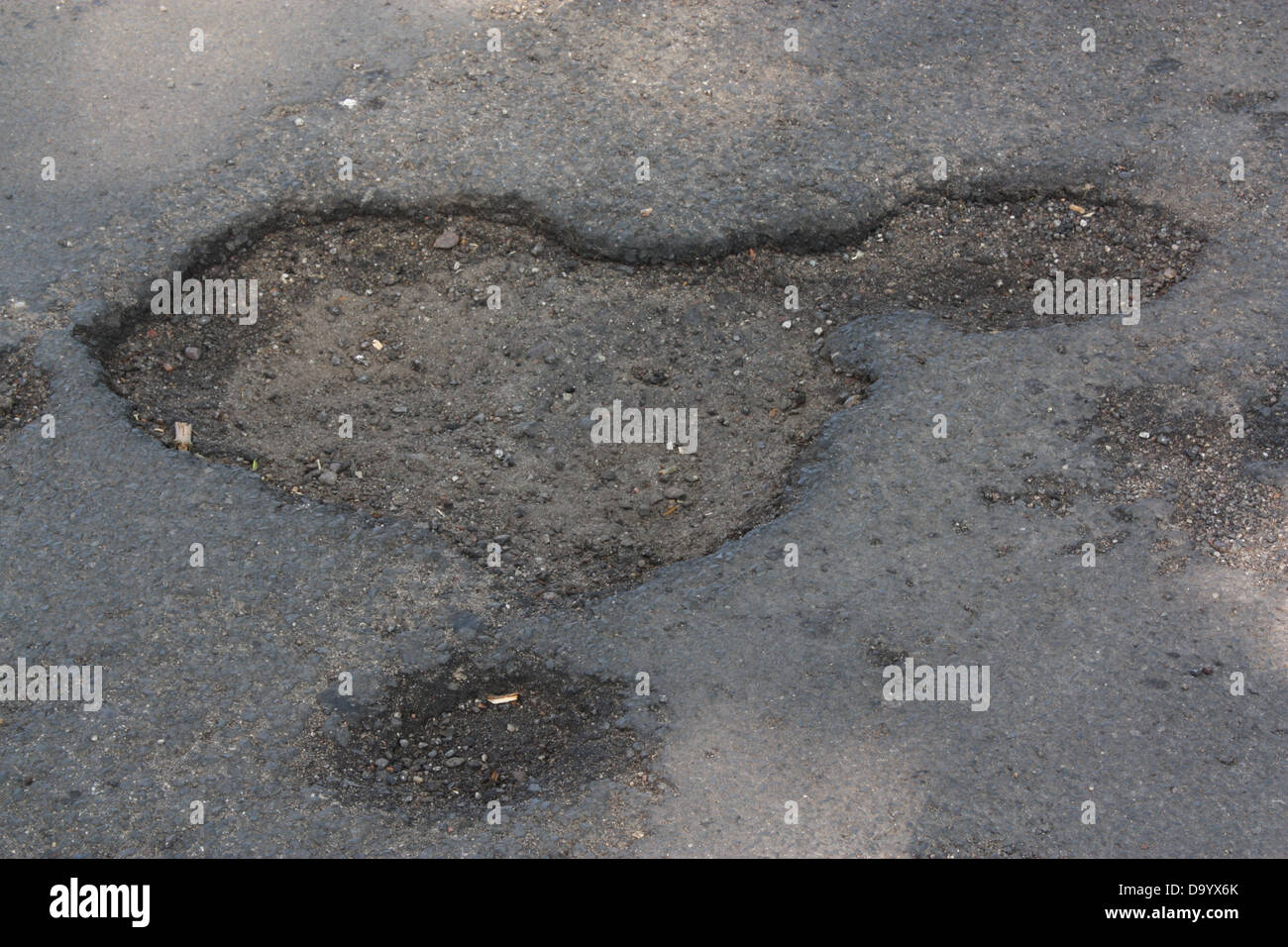 Broken arm man street hi-res stock photography and images - Alamy