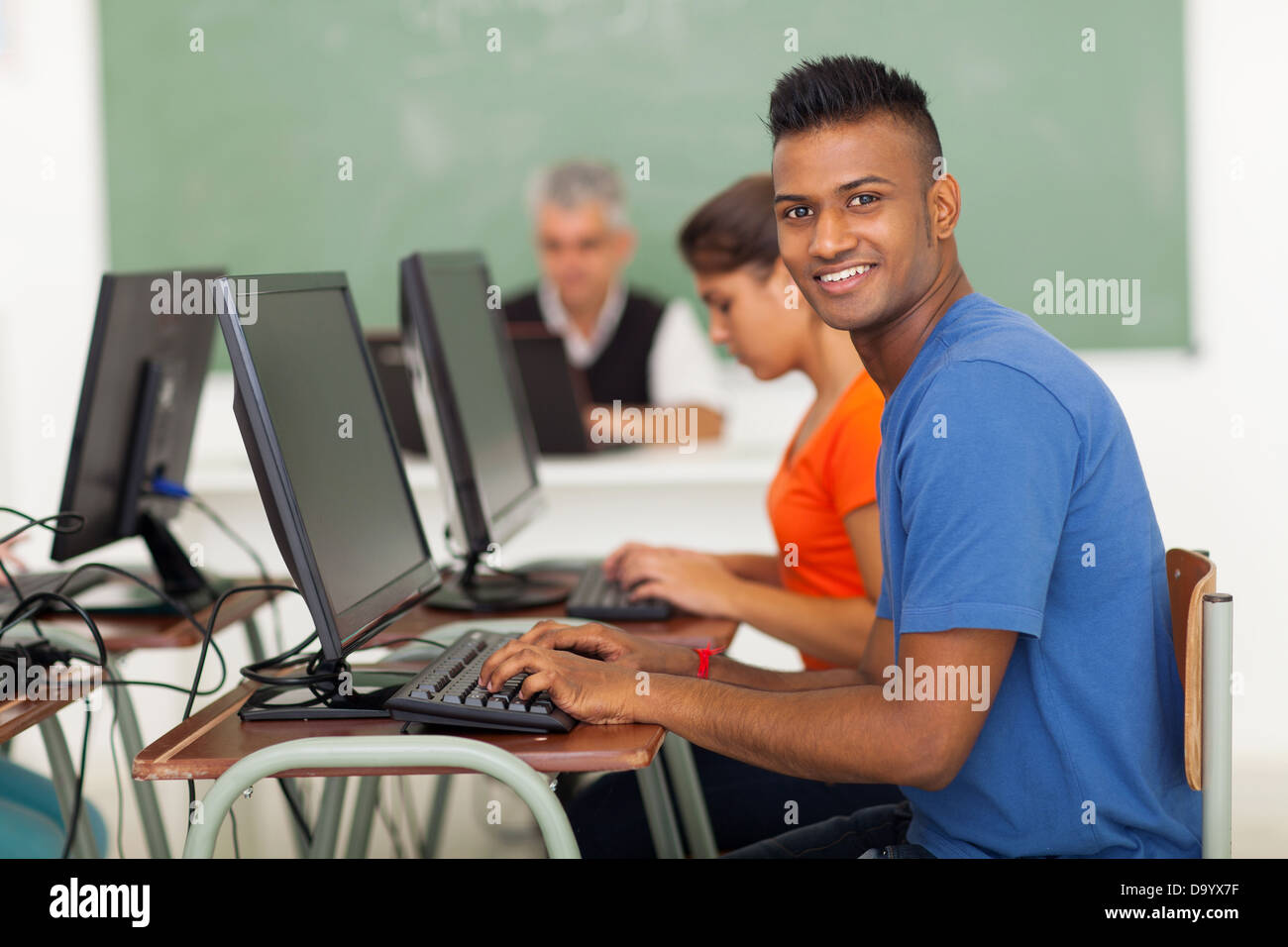 Indian college girl classroom hi-res stock photography and images - Alamy