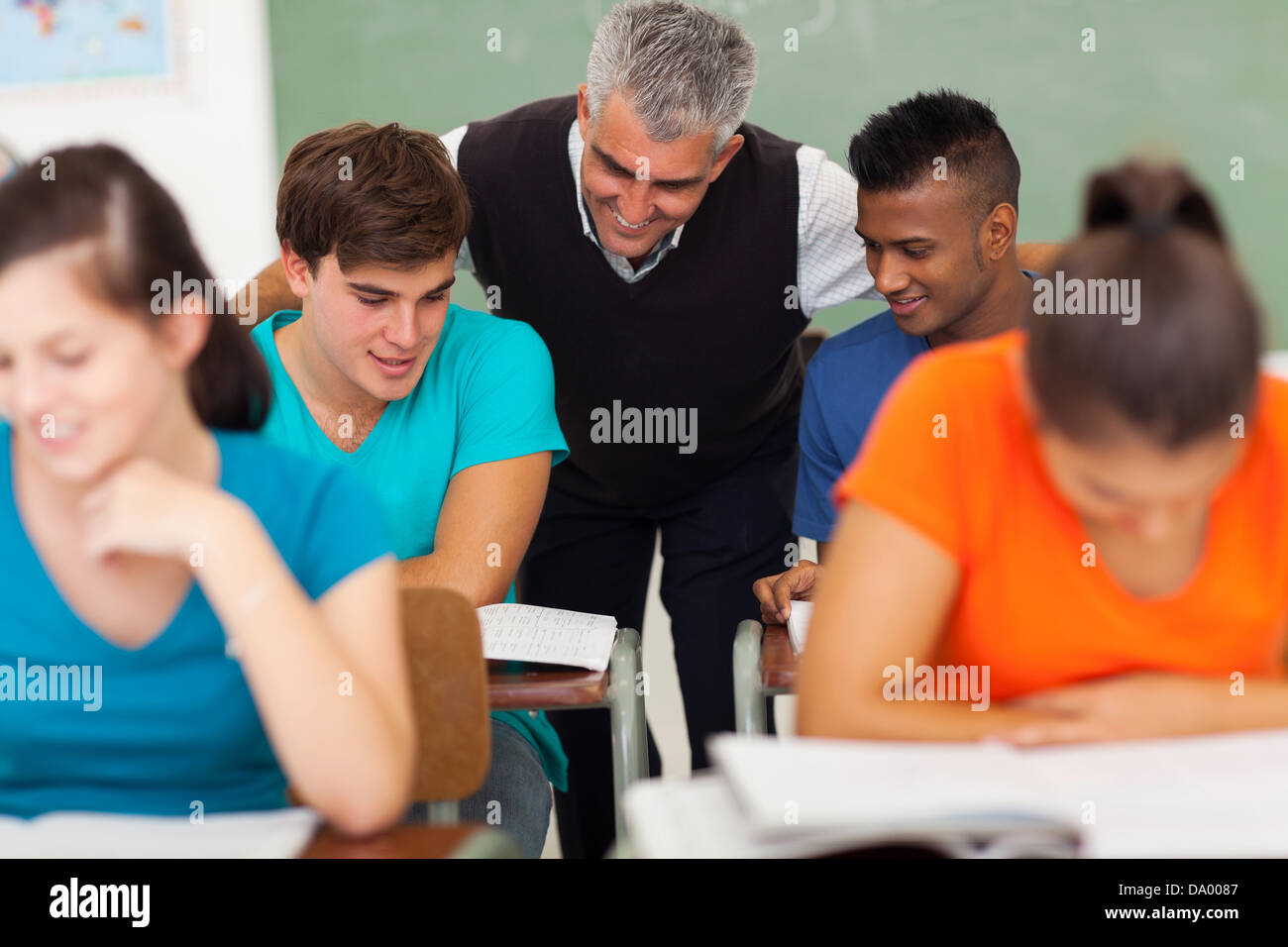 Talking classroom teacher indian hi-res stock photography and images ...