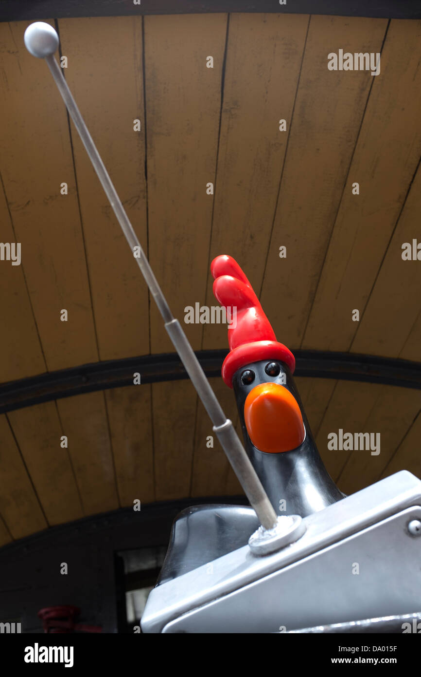 Giant Drinking Bird