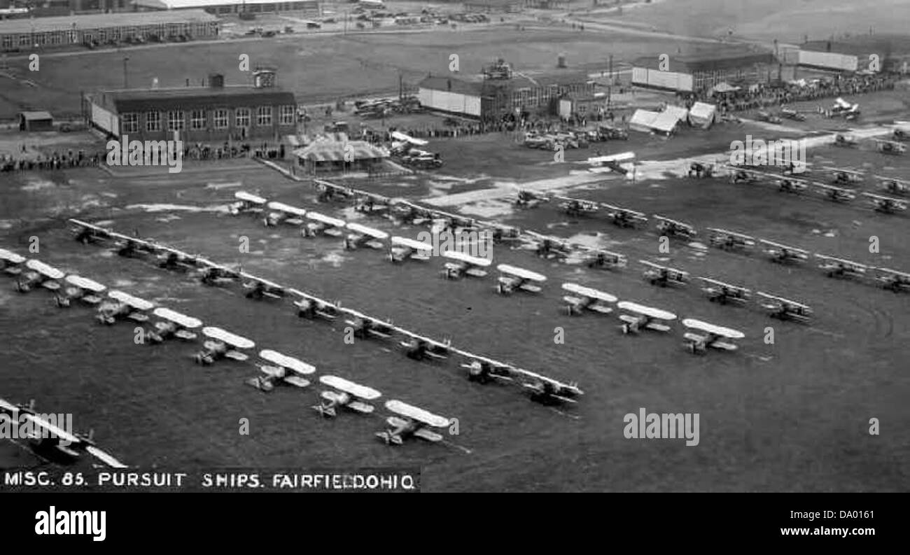 Maintenance depot Black and White Stock Photos & Images - Alamy