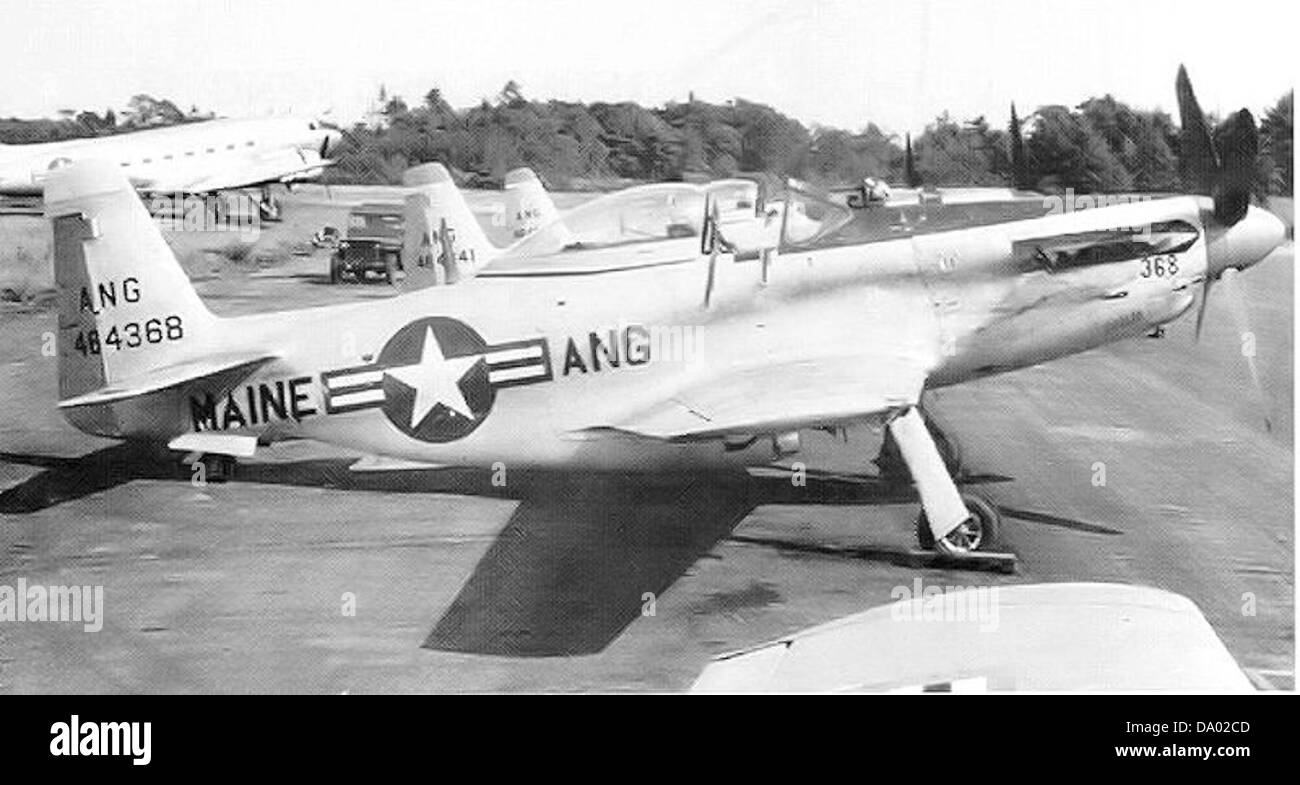 F 51h mustang hi-res stock photography and images - Alamy