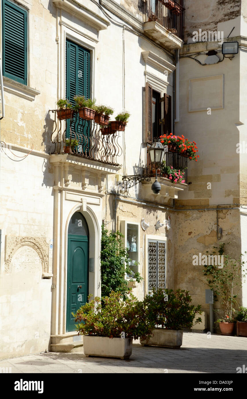 Lecce centro storico hi-res stock photography and images - Alamy