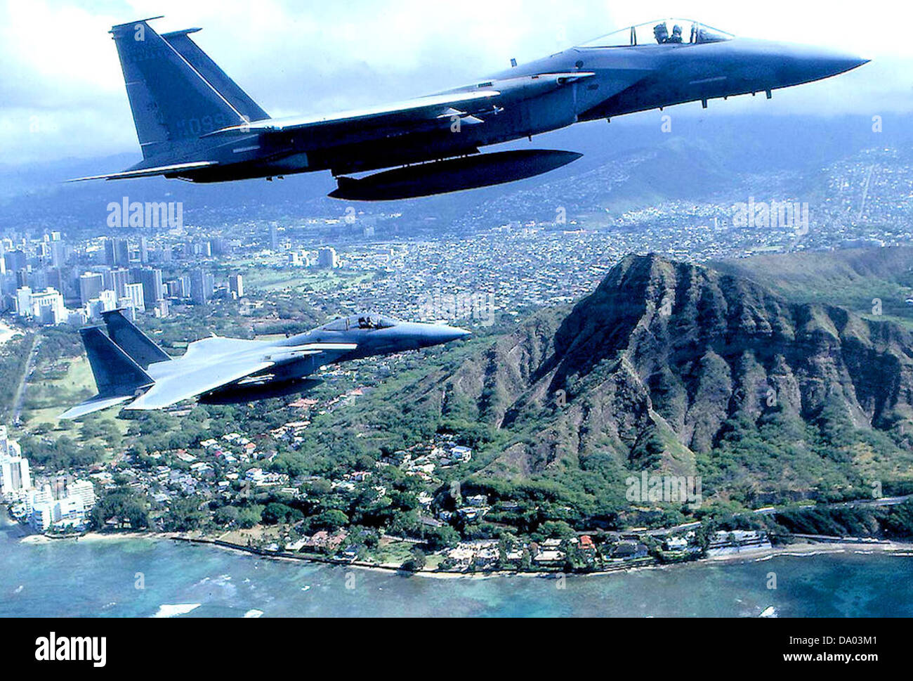 F-15 Eagles from the 199th Fighter Squadron flying over Hawaii ...