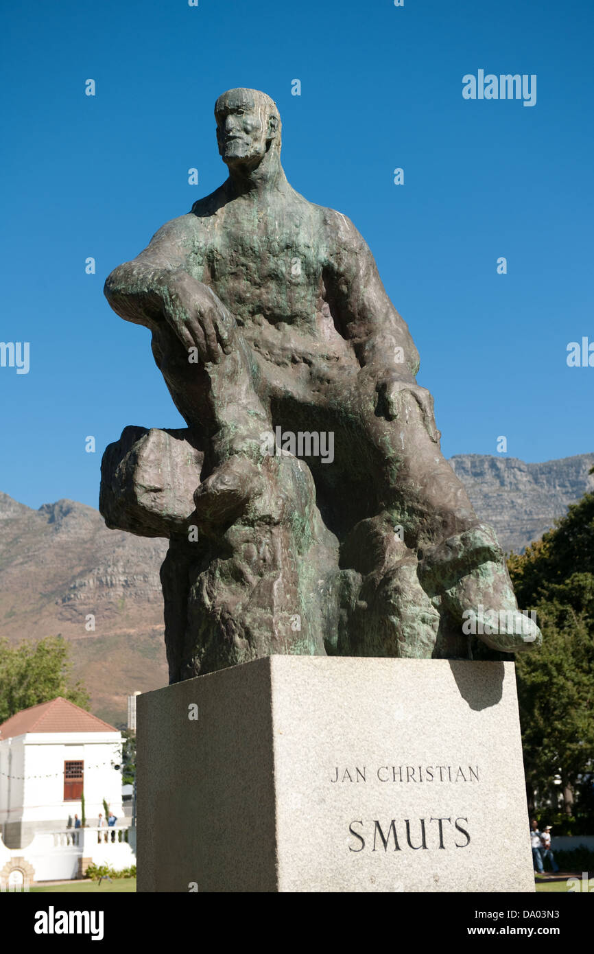 Jan smuts Statue, The Company's Garden, Cape Town, South Africa Stock ...