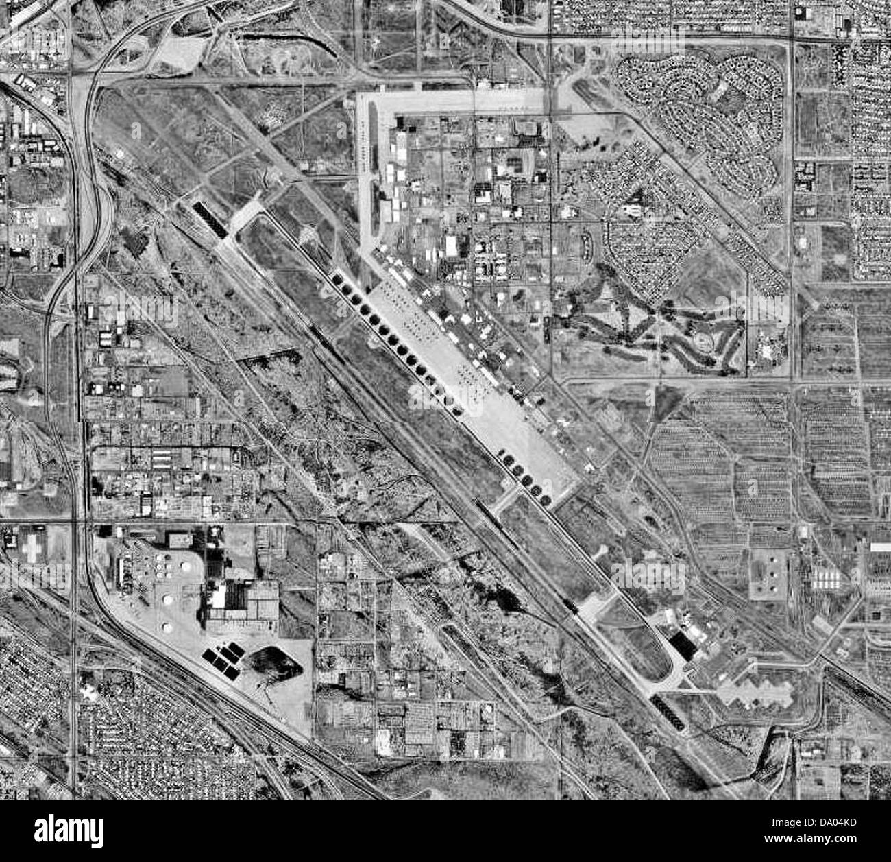 16 base Black and White Stock Photos & Images - Alamy