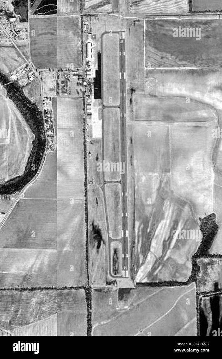 Grider Field Airport in Arkansas is shown in a 1994 USGS map, providing ...