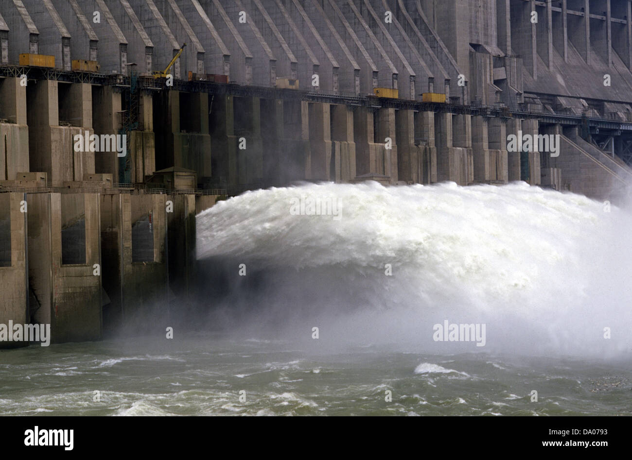 Gezhou dam hi-res stock photography and images - Alamy