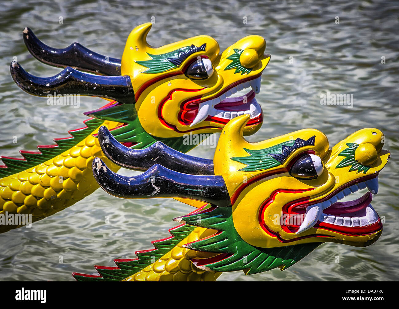 Traditional dragon boat dragonboat hi-res stock photography and images ...