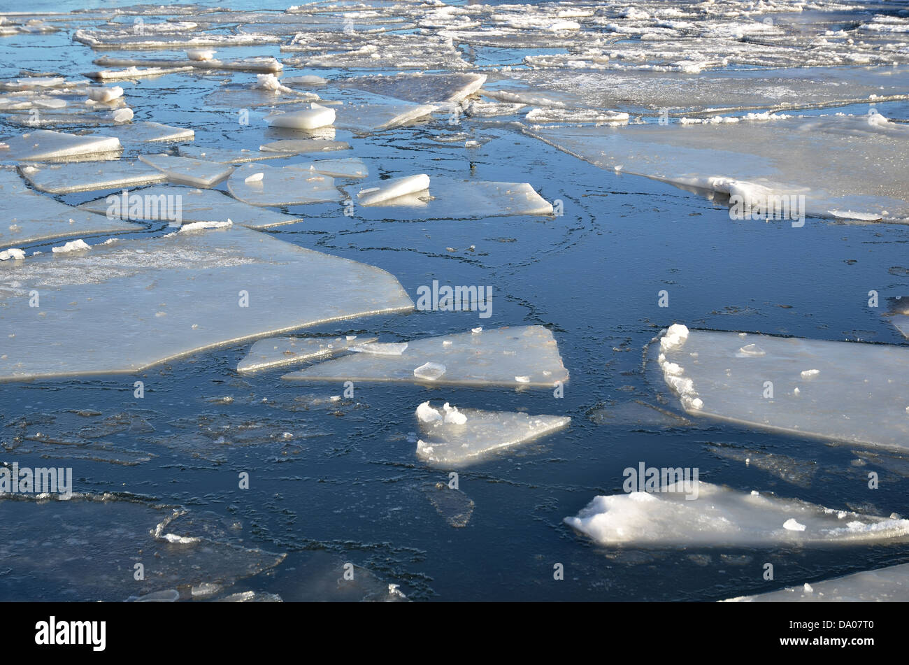 Ice blocks hi-res stock photography and images - Alamy