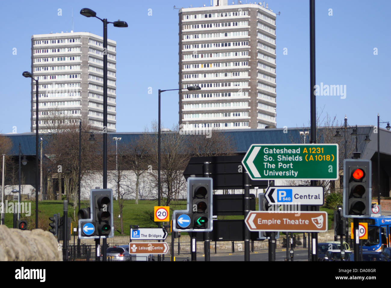 Sunderland, Crowtree Leisure centre front,Tower Blocks rear Stock Photo ...