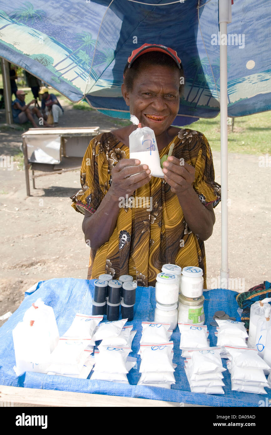 Papua new guinea betel nut hi-res stock photography and images - Alamy