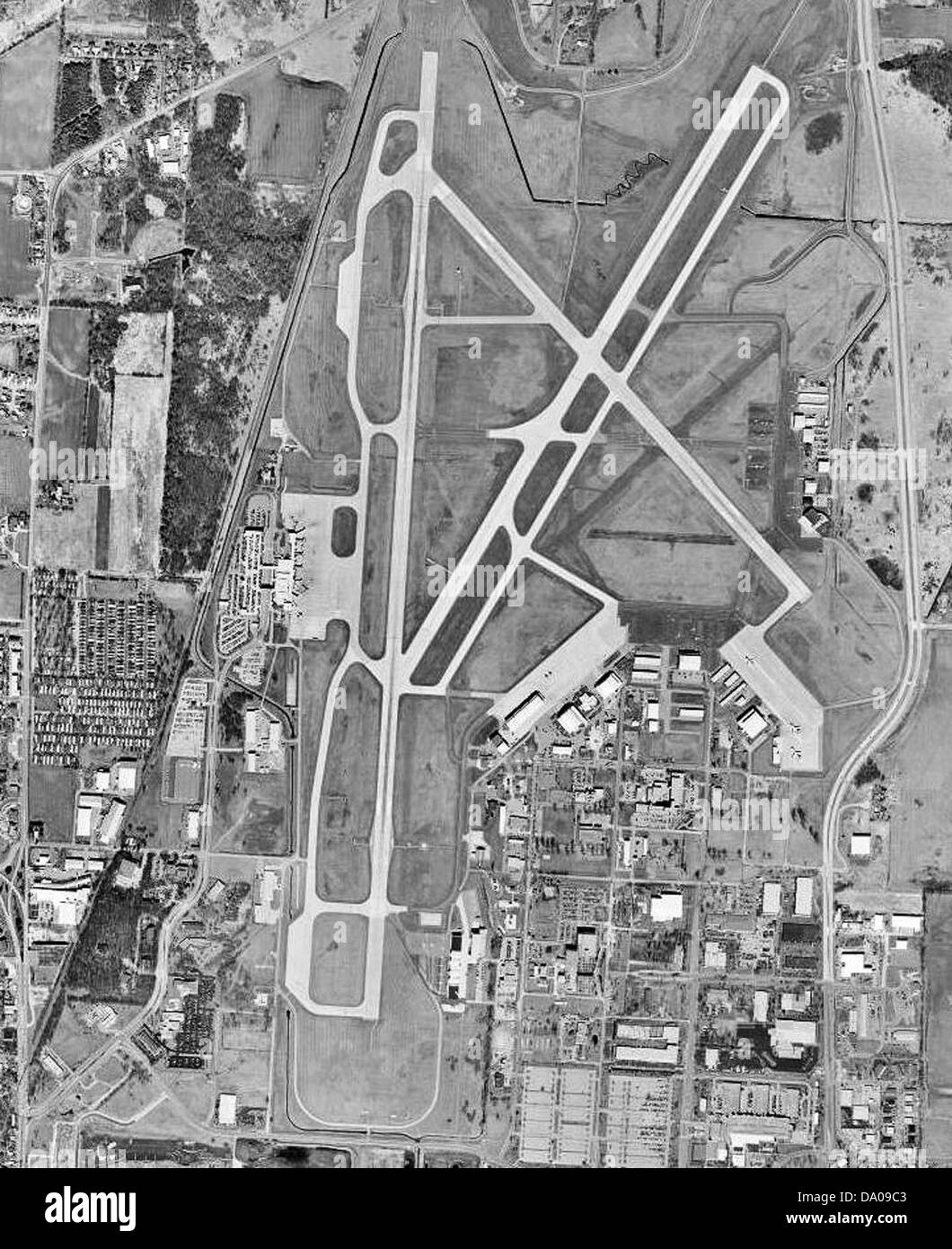 Truax field hi-res stock photography and images - Alamy