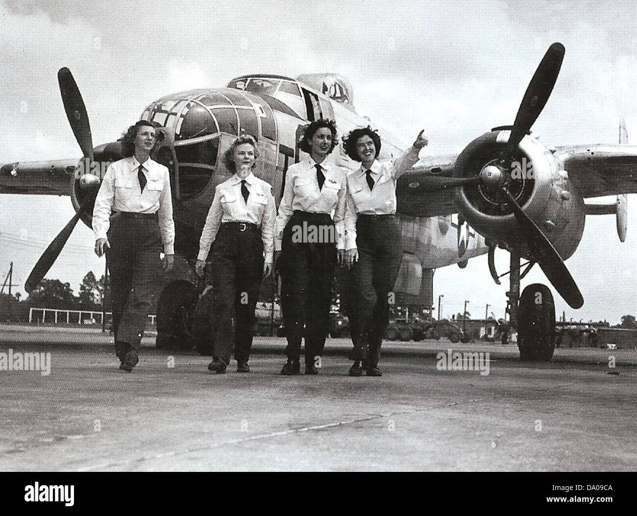 Turner Wasps operated the TB-25 Mitchell, a variant of the B-25 bomber ...