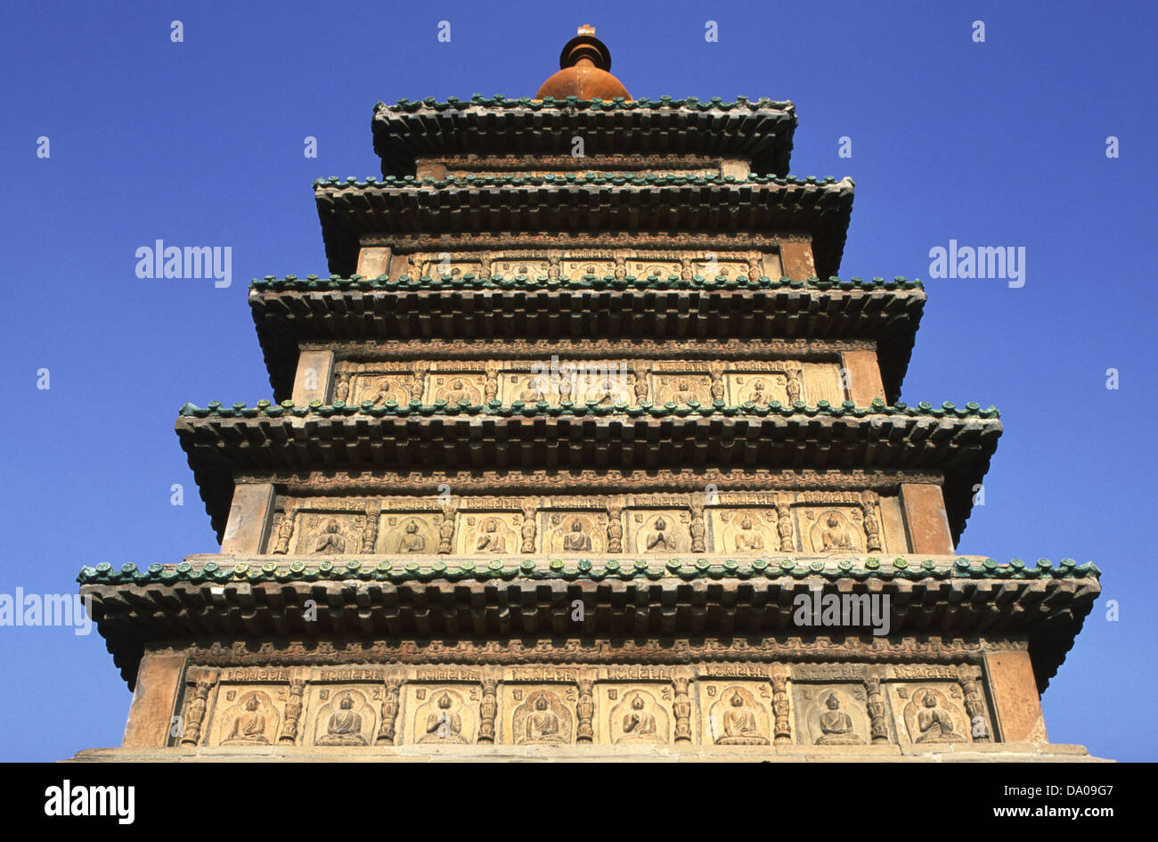 Five buddhas hi-res stock photography and images - Alamy