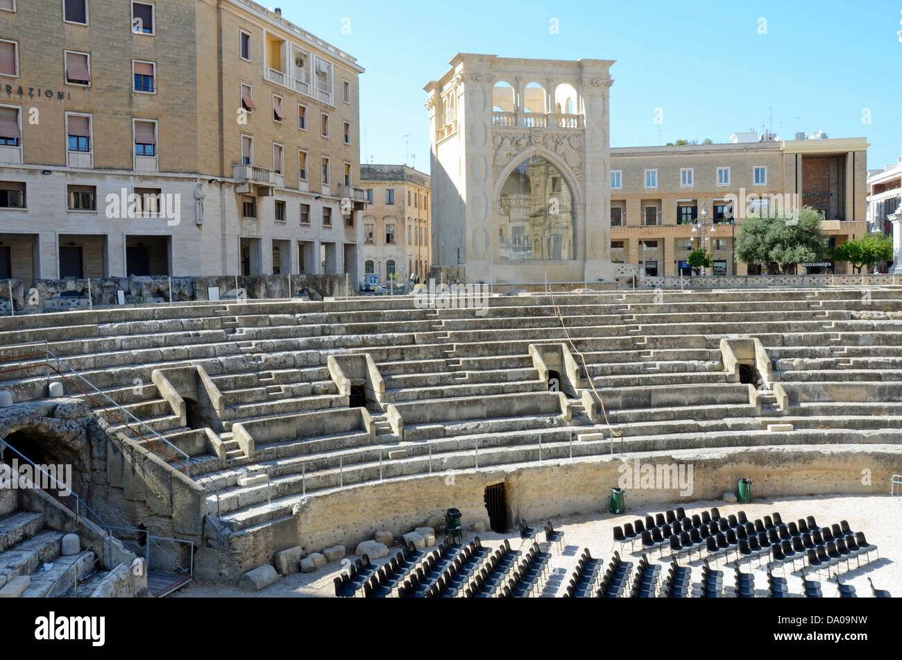 Roman amphitheatre lecce puglia italy hi-res stock photography and ...