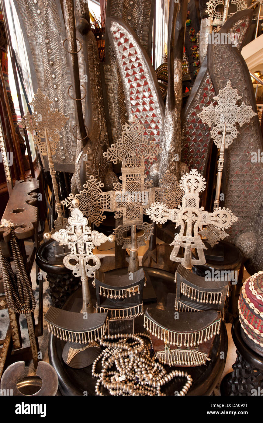 Africa art and crafts, Tribal Trends, Long Street, Cape Town, South ...