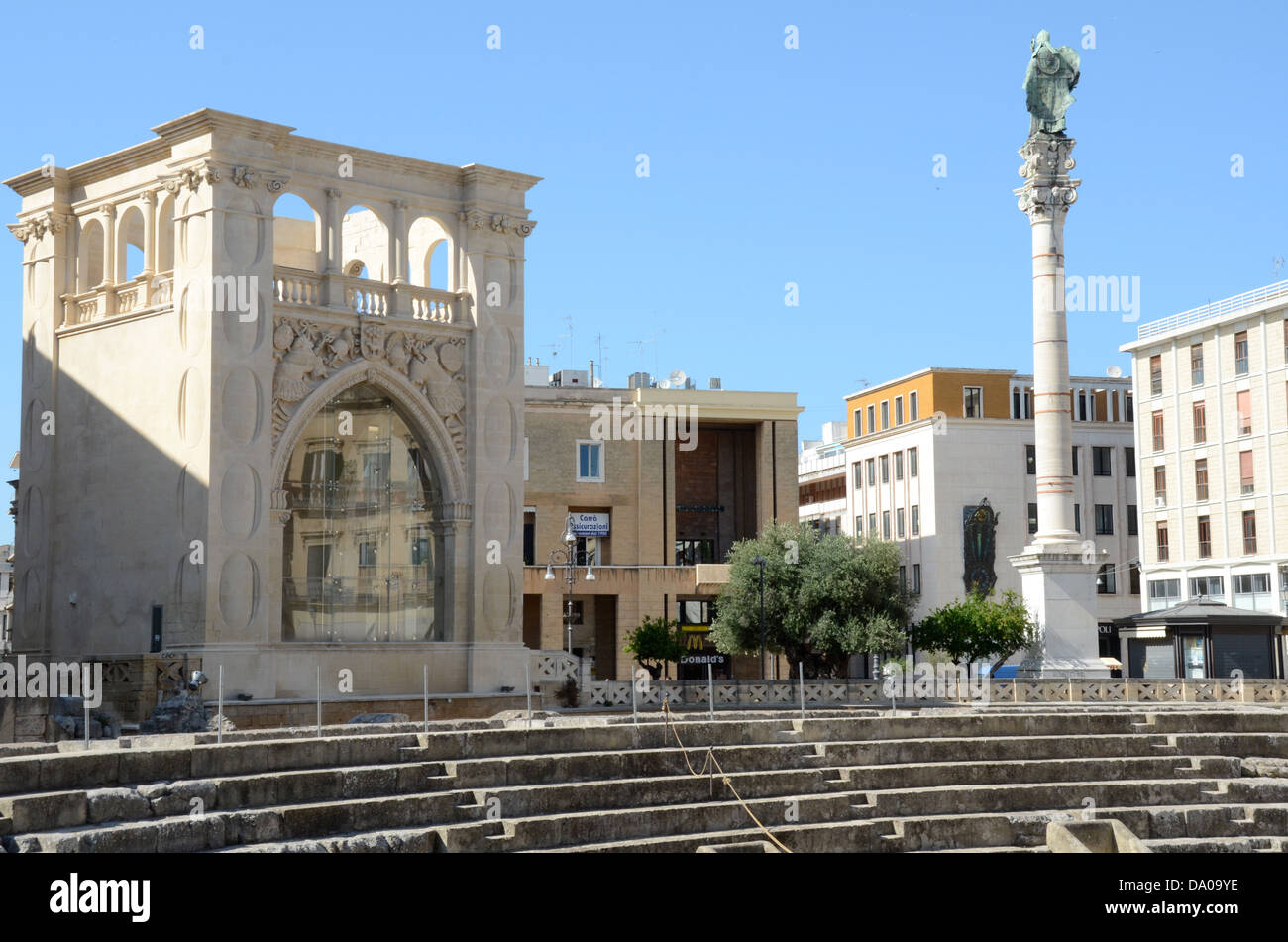 Roman amphitheatre, Lecce, Puglia, Italy Stock Photo - Alamy