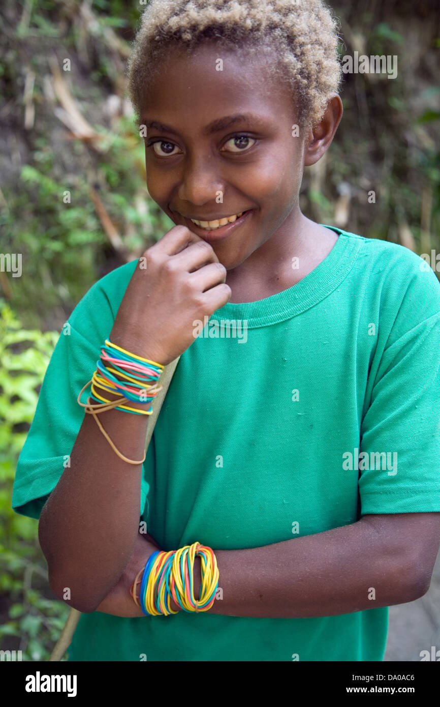 Papua new guinea native man hi-res stock photography and images - Alamy