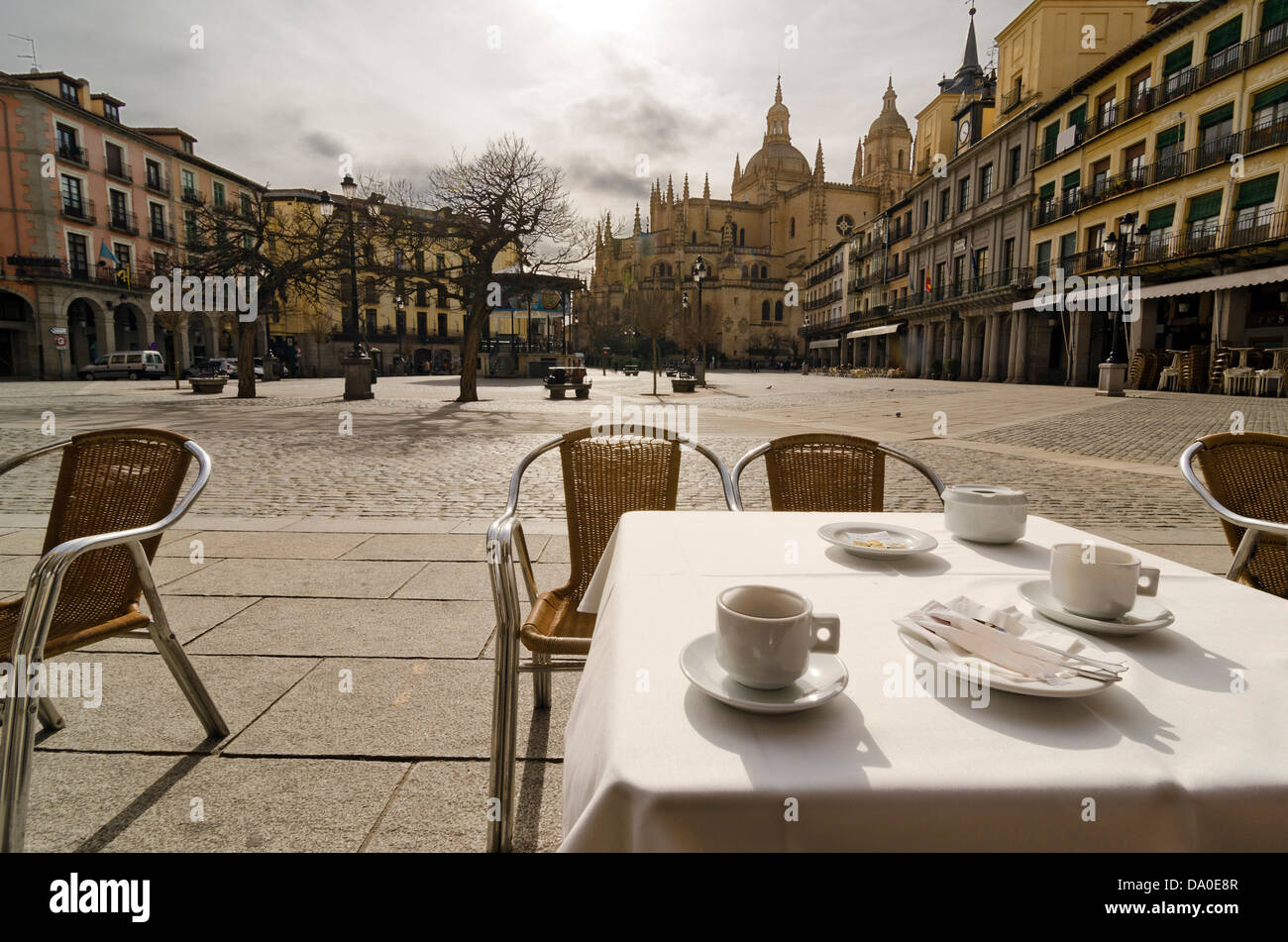 Main square cathedral segovia hi-res stock photography and images - Alamy