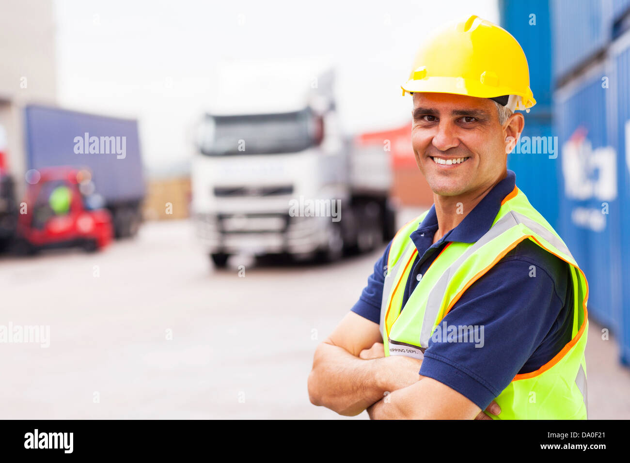 Logistic worker hi-res stock photography and images - Alamy