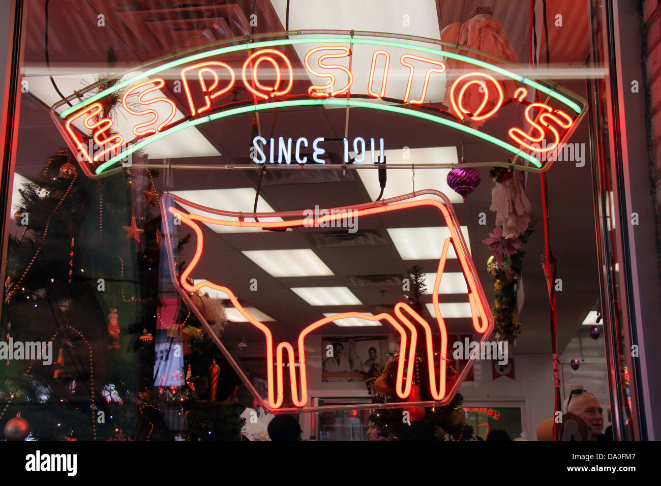 Italian market meat hi-res stock photography and images - Alamy