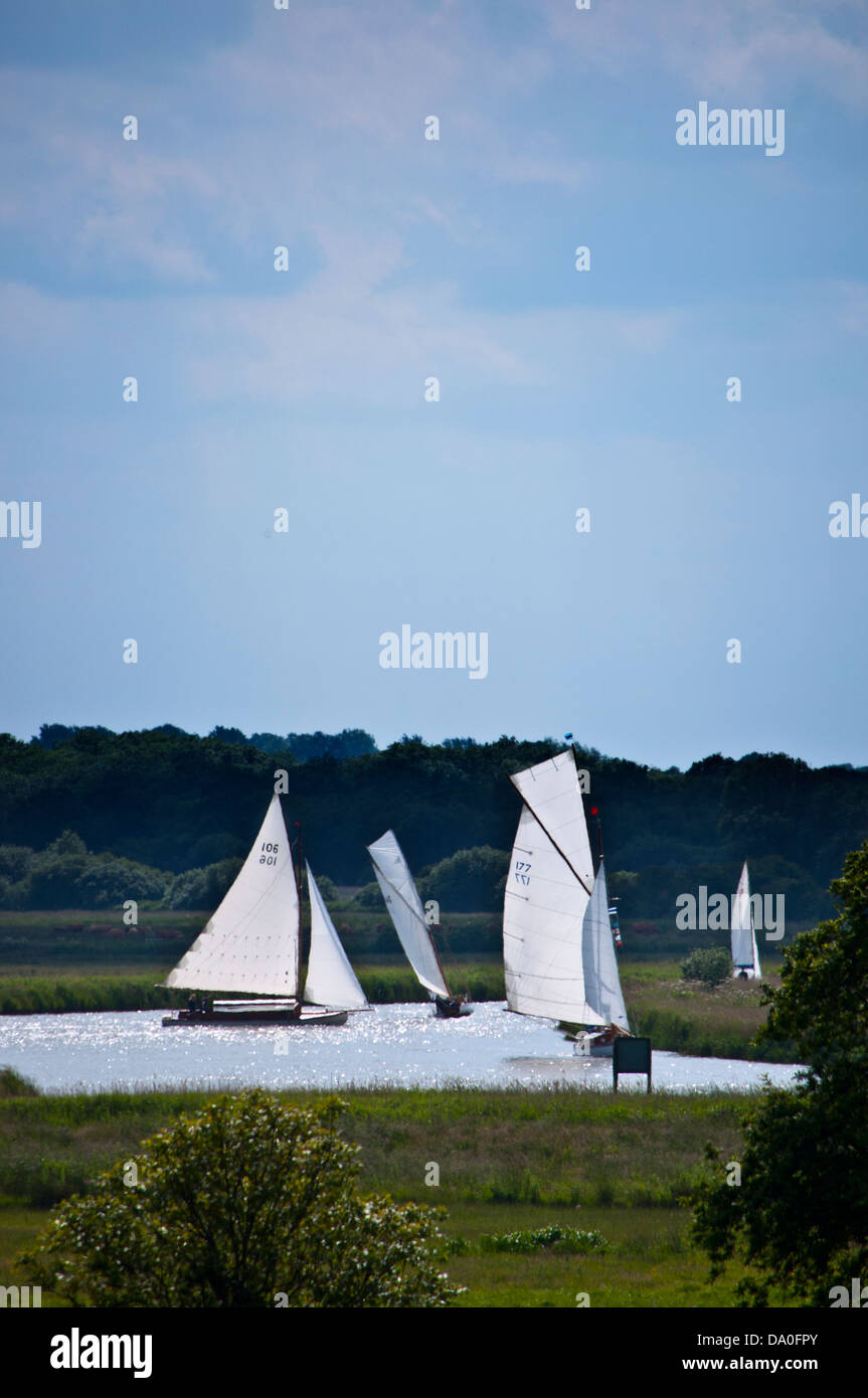 Norfolk broads boats sails hi-res stock photography and images - Alamy
