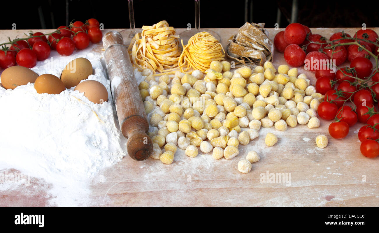 Tray with ingredients of italian pasta Stock Photo - Alamy