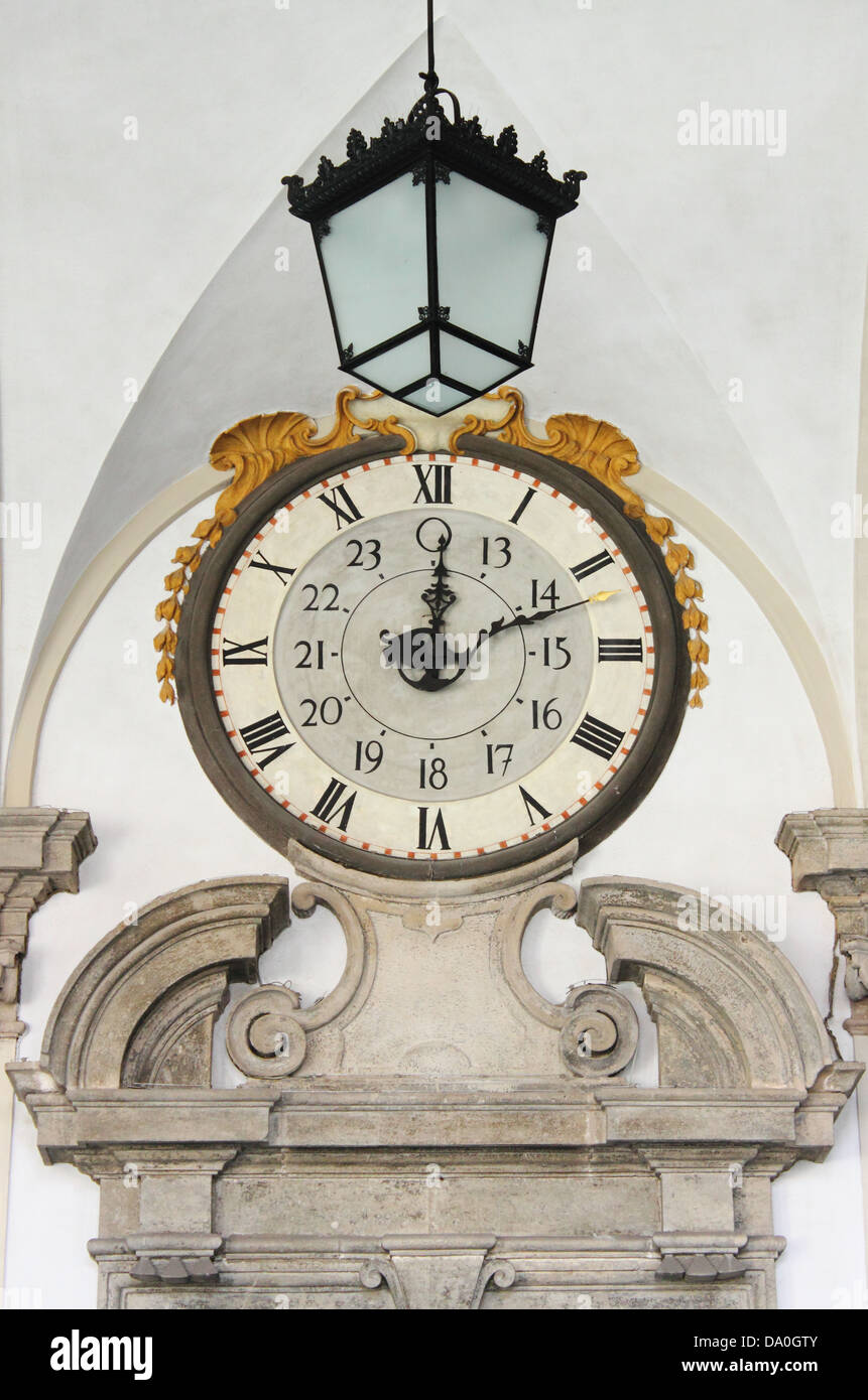 Italian style renaissance gallery hi-res stock photography and images ...