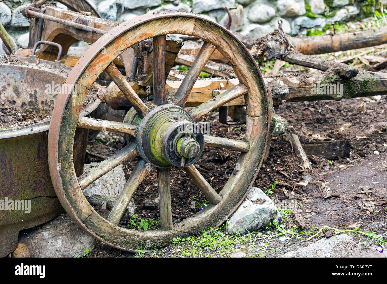 Old Wooden Wheel High Resolution Stock Photography and Images - Alamy