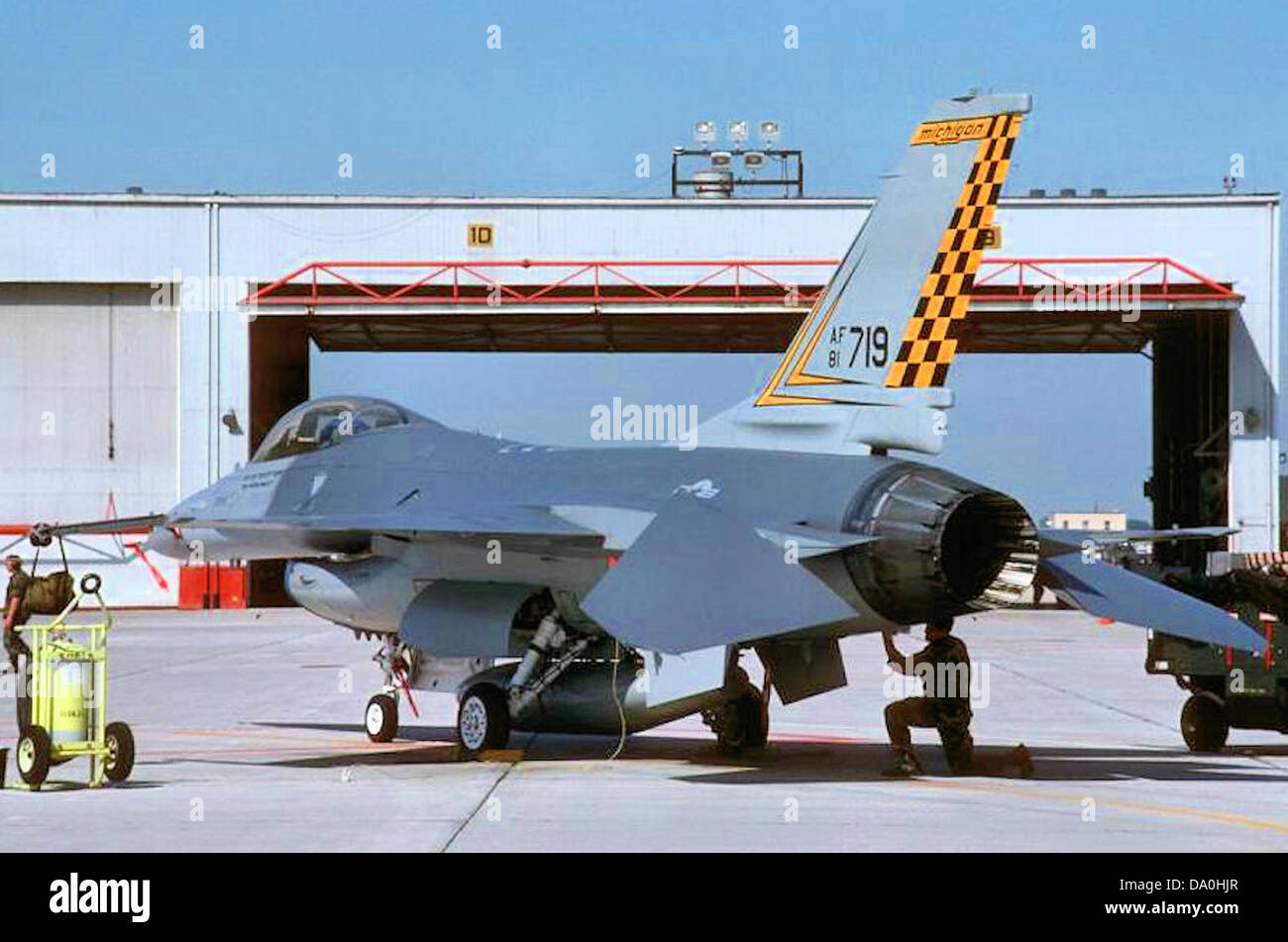 81 mi hi-res stock photography and images - Alamy