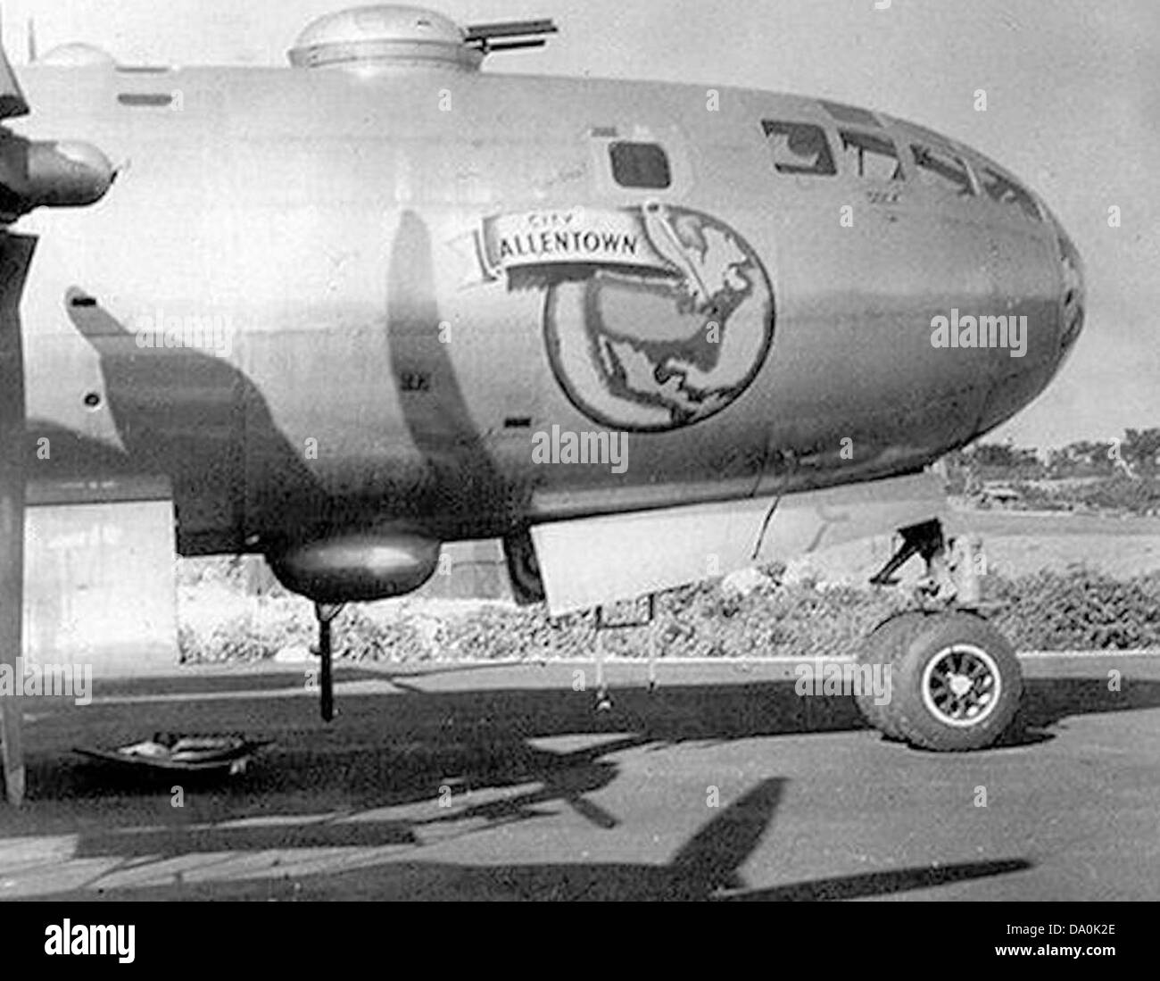 The 330th Bombardment Group operated the Boeing B-29 Superfortress ...