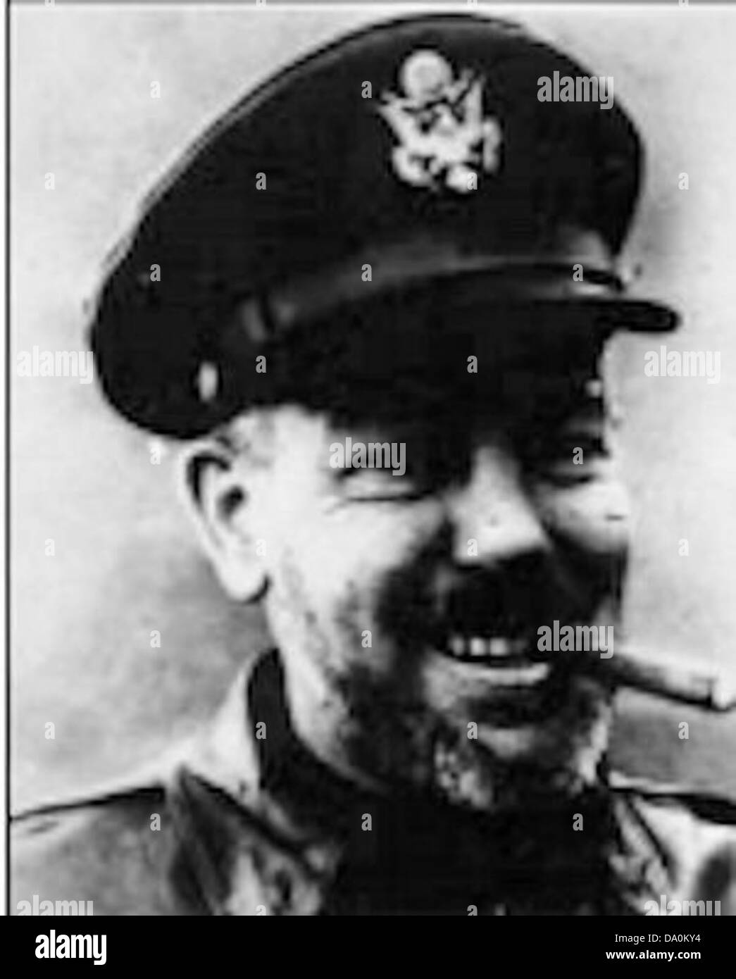Everett S. Davis served in the United States Air Force, contributing to ...