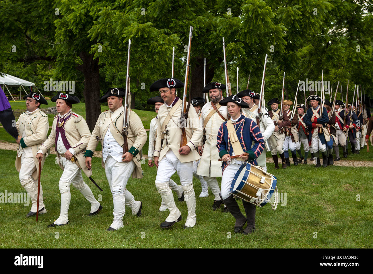 Lancaster, Pennsylvania - Revolutionary War Reenactors gather at an ... Lancaster, Pennsylvania - Revolutionary War Reenactors gather at an ...