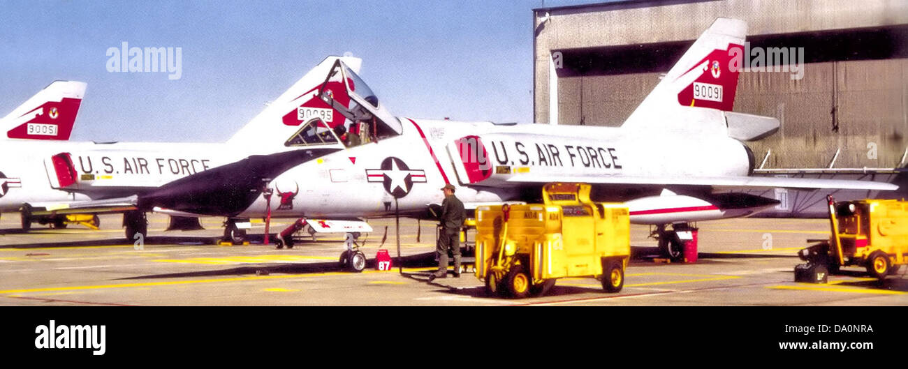 57th Fighter Interceptor Squadron F-106A 59-0091 Stock Photo - Alamy