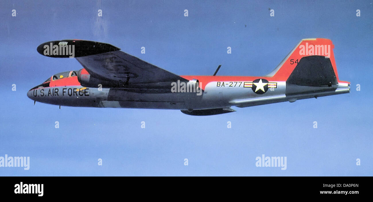 Towing Aircraft Stock Photos & Towing Aircraft Stock Images - Alamy