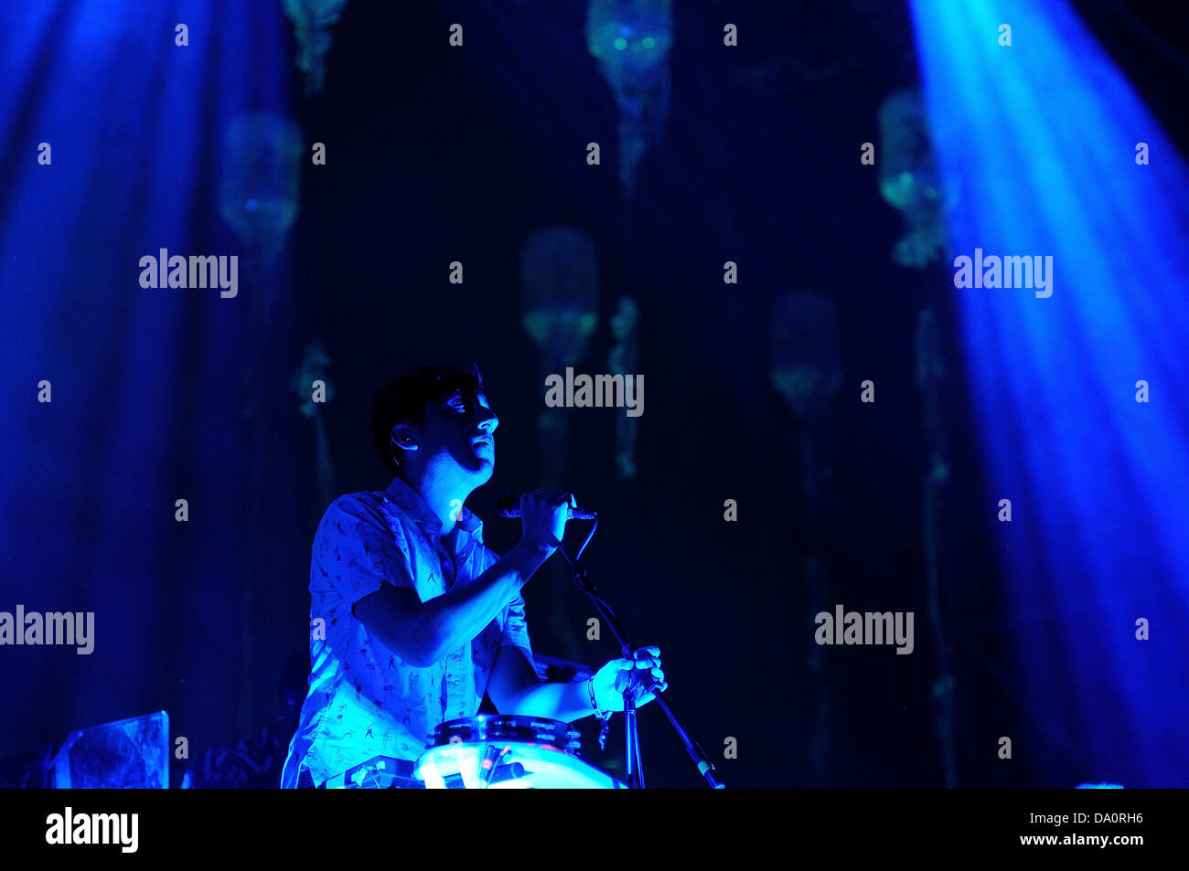 BARCELONA - MAY 23: Edward Droste (vocals, keyboards, omnichord), of ...
