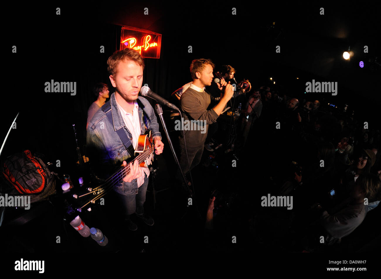BARCELONA - MAY 25: Cayucas band, performs at Heineken Primavera Sound ...