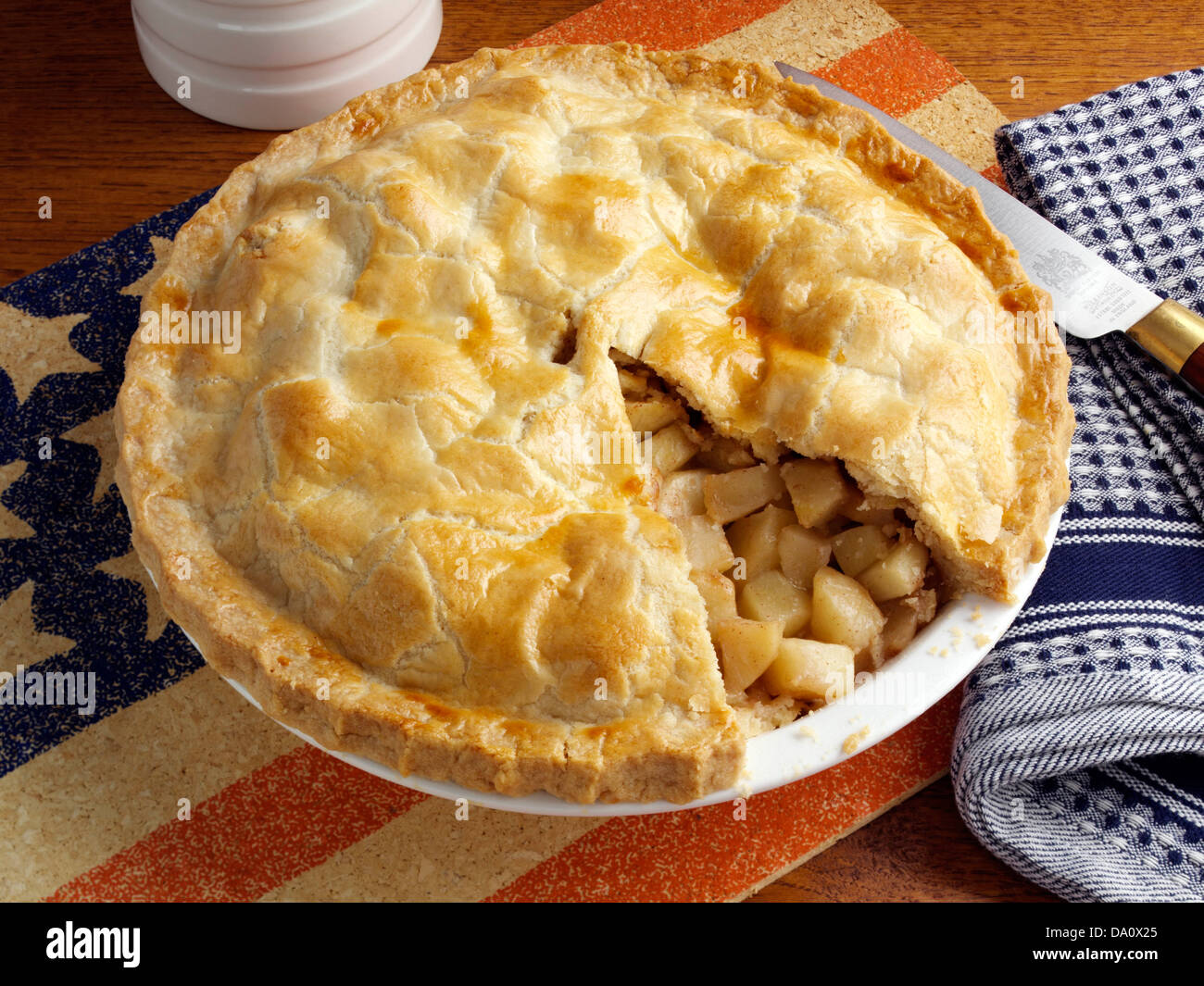 American apple pie Stock Photo - Alamy