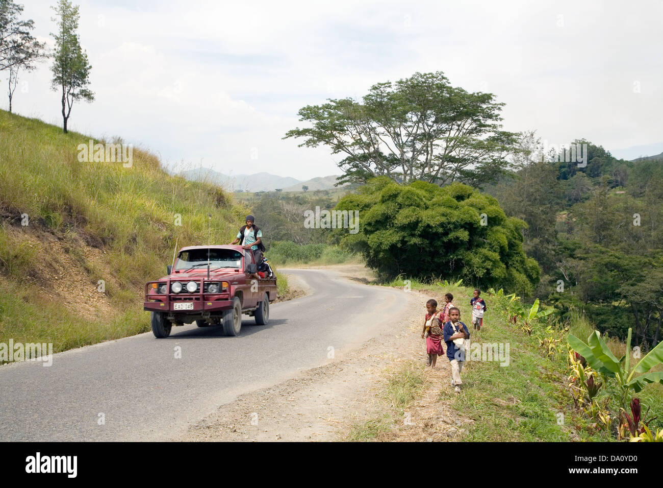 Rural scene in lufa district of the eastern highlands province hi-res ...