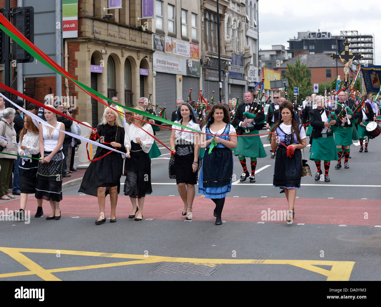 Manchester italian walk city centre hi-res stock photography and images ...