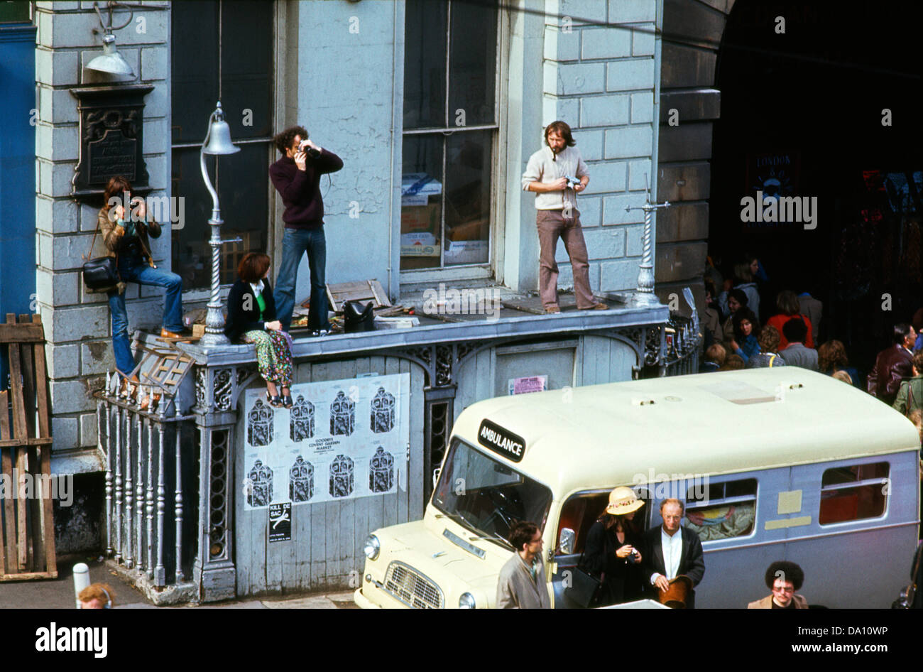 1970s london street hi-res stock photography and images - Alamy