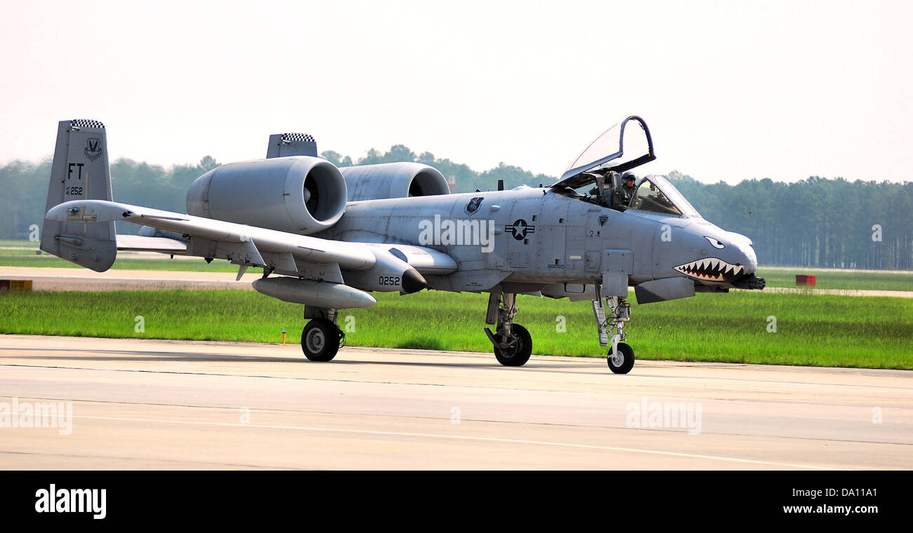 The A-10 Thunderbolt II, tail number 80-0252, is a close air support ...