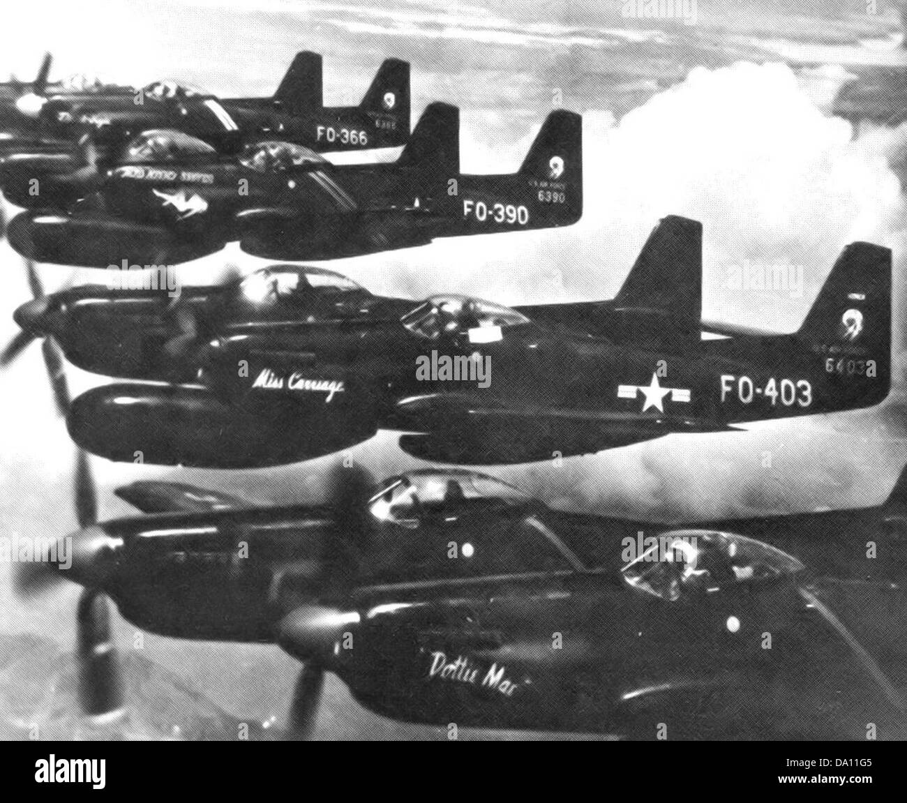 F 82g Black and White Stock Photos & Images - Alamy