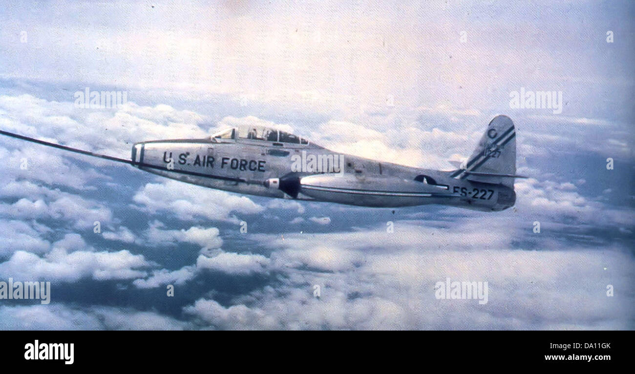 The F-84G Thunderjet, serial number 51-277, conducts probe refueling ...