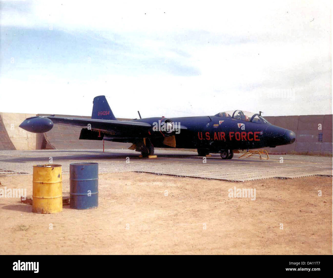 Martin B-57E-MA 55-4237 Da Nang AB South Vietnam Stock Photo - Alamy