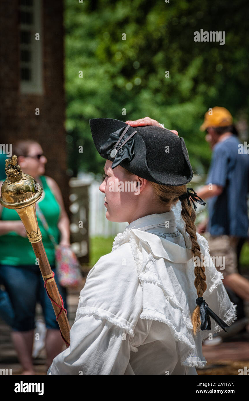 Female interpreters colonial williamsburg hi-res stock photography and ...