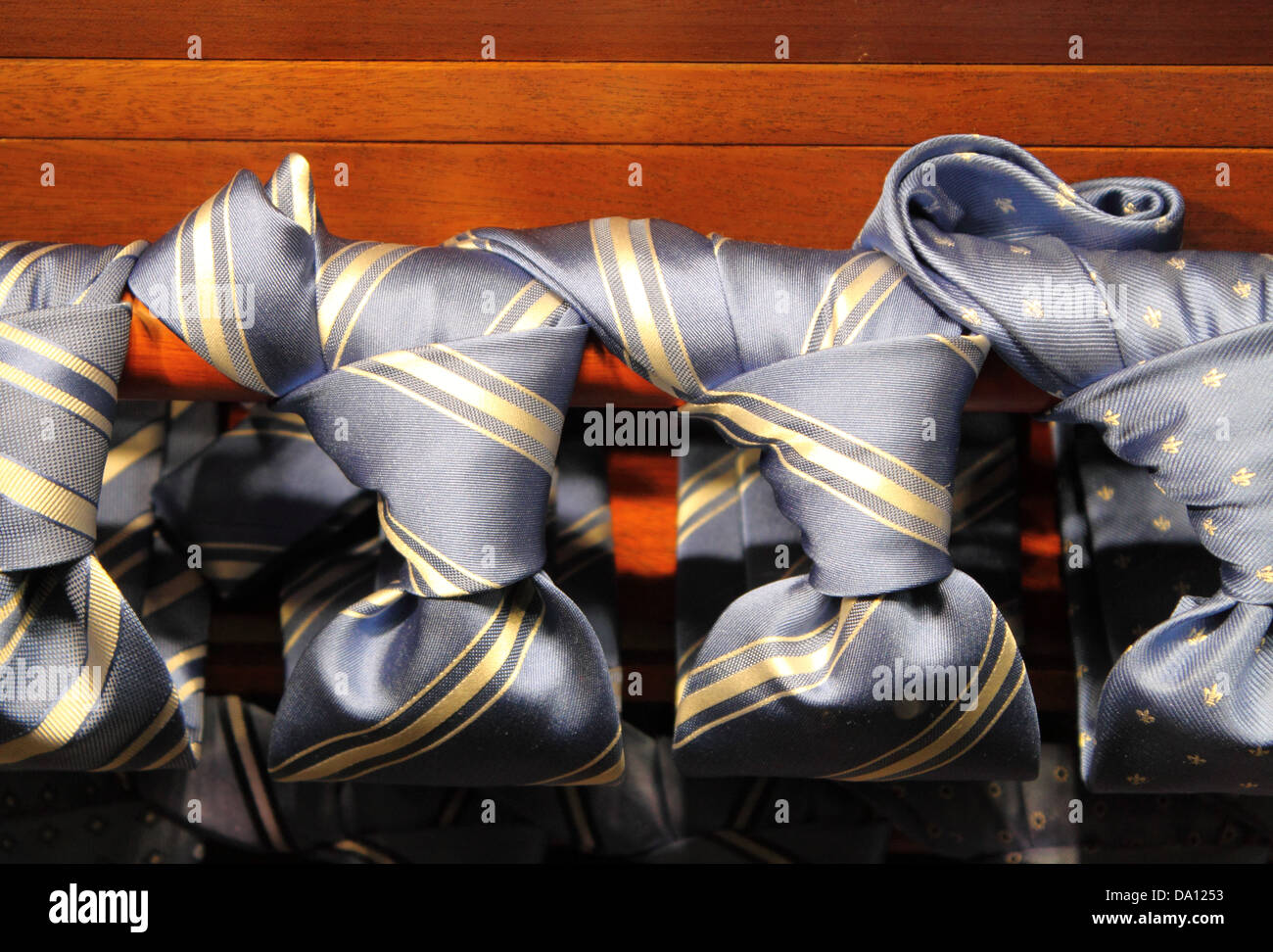 Clothes stall background hi-res stock photography and images - Alamy