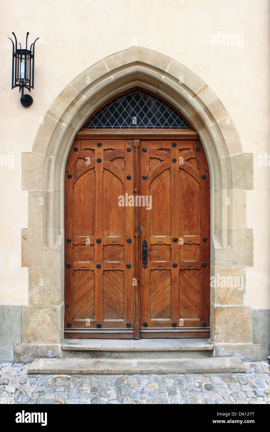 Medieval front door in Prague, Czech Republic Stock Photo - Alamy