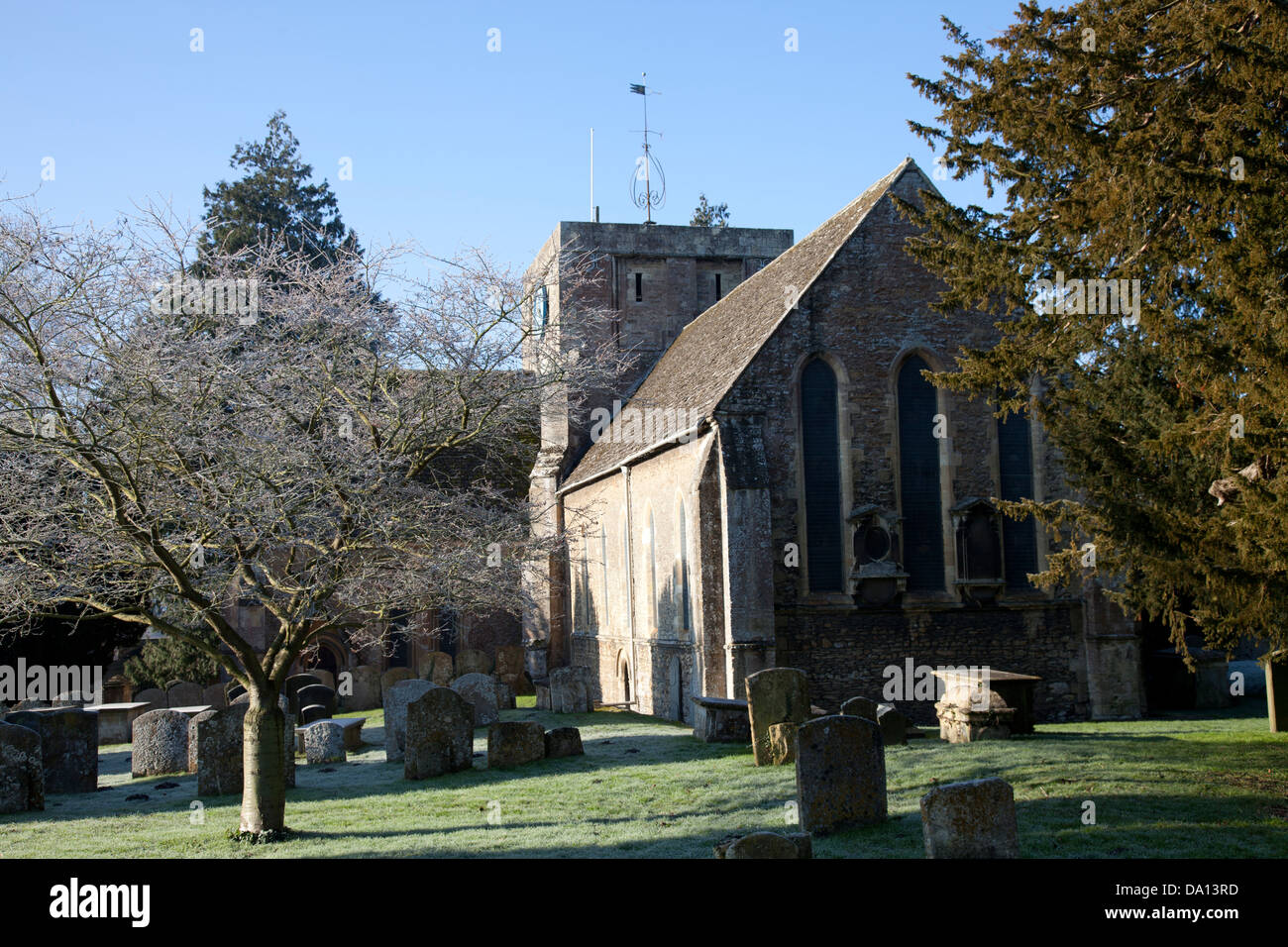 All Saints Church and graveyard, Faringdon Stock Photo - Alamy